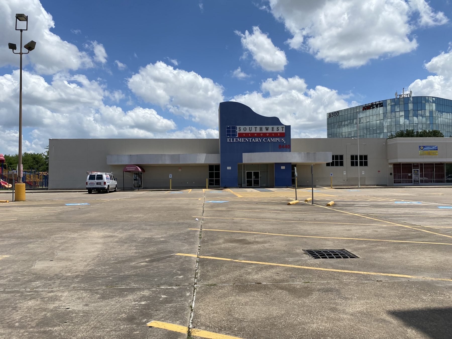 H-E-B Pantry Foods – Houston Historic Retail