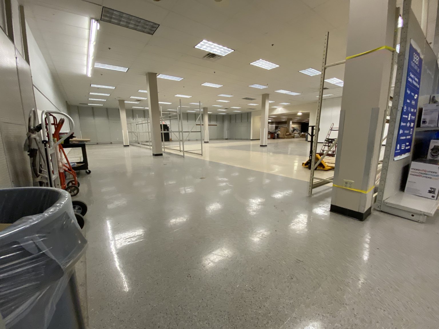 Sears Marcoplaza Mall location, reopens as a Hometown Store! – Houston ...