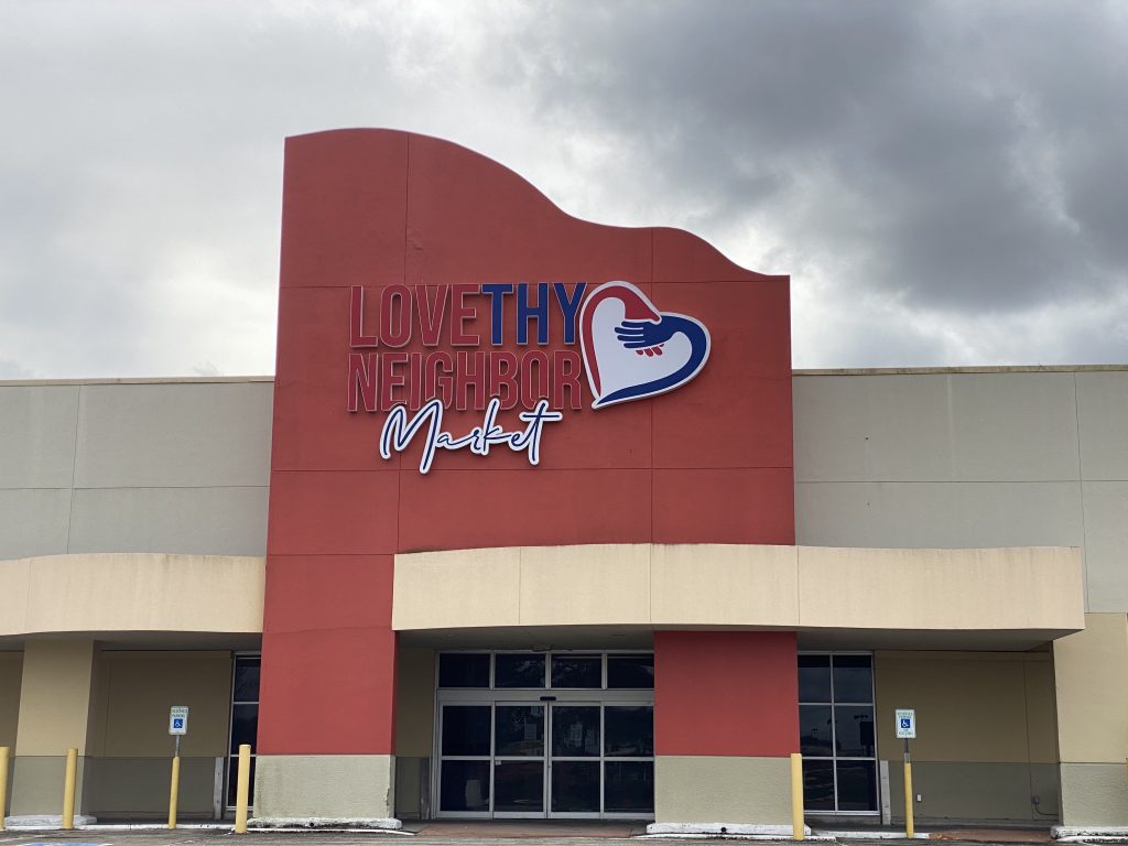 Love thy HEB Neighborhood Market – Houston Historic Retail